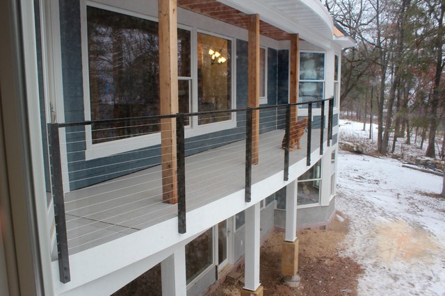 Stillwater, MN: Curved Black Aluminum Balcony Railing - Fusion - Deck ...