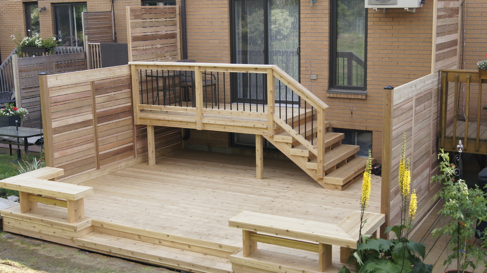 Terrasse en cèdre rouge / Red cedar deck - Deck - Montreal - by Imagine ...