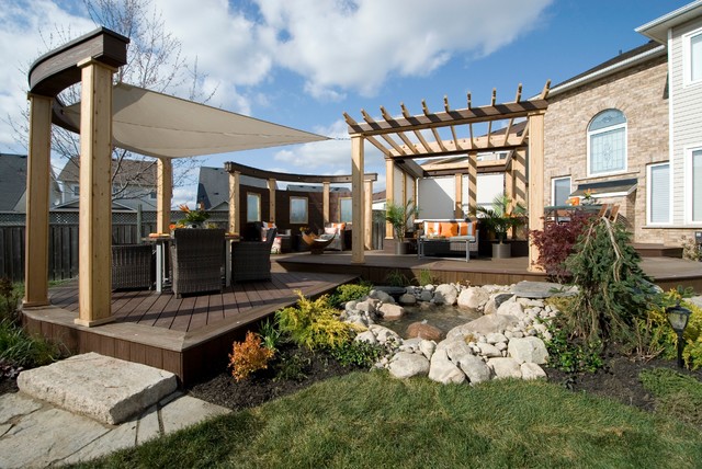 The Round Square Deck - Transitional - Deck - Toronto - by Paul ...
