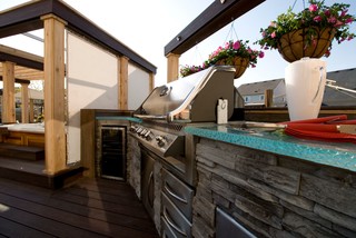 The Round Square Deck - Transitional - Deck - Toronto - by Paul ...