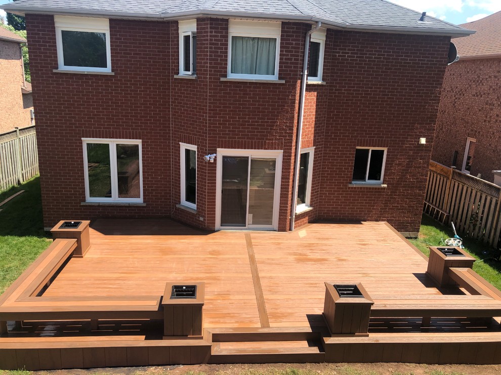 Timber tech deck Oakville - Traditional - Deck - Toronto - by ...
