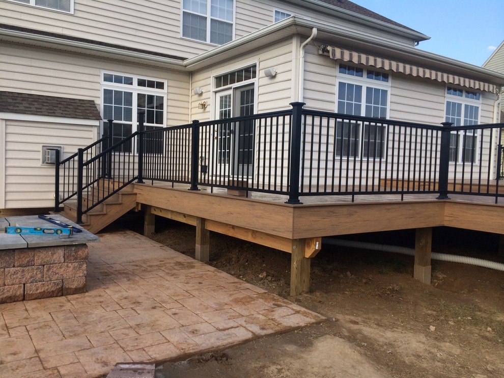 Timbertech legacy deck with aluminum rails with lighted post caps ...