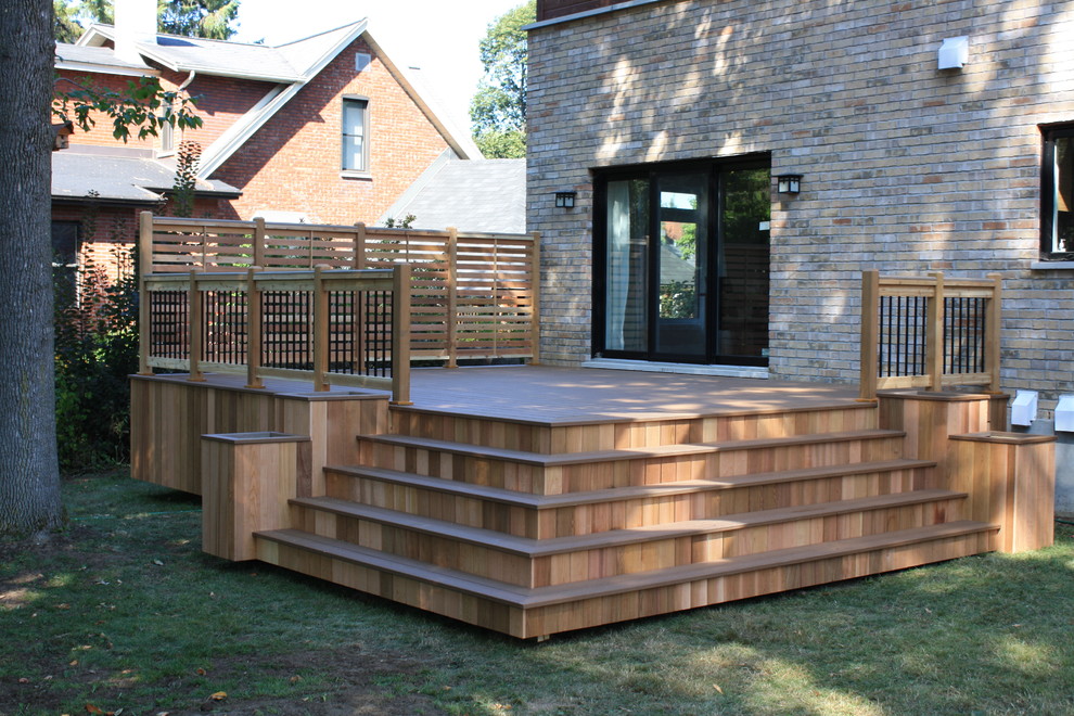 Traditional Deck - Traditional - Deck - Montreal | Houzz
