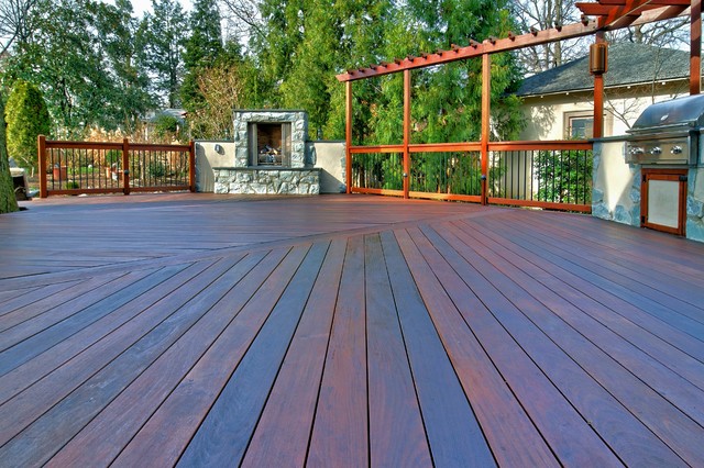 Tree Deck -- Incorporating a Beloved Tree, Making the Most of the ...