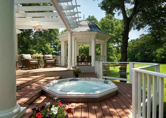 Treehouse Deck with Hot Tub - Klassisch - Terrasse - Washington, D.C ...