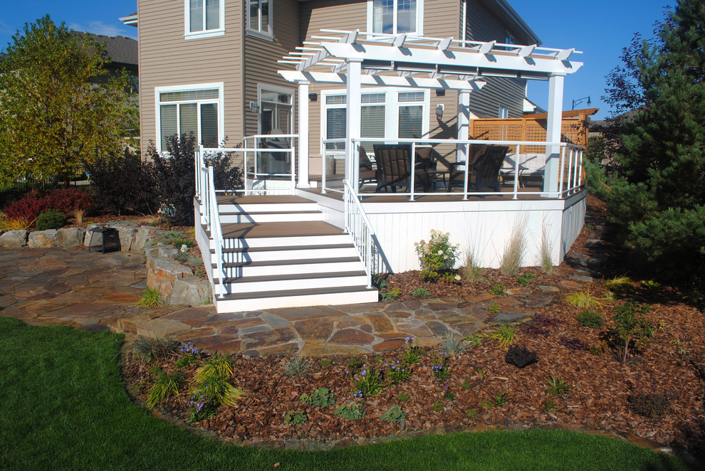 Trex Deck & Pergola landscape - Clásico - Terraza y balcón - Edmonton ...