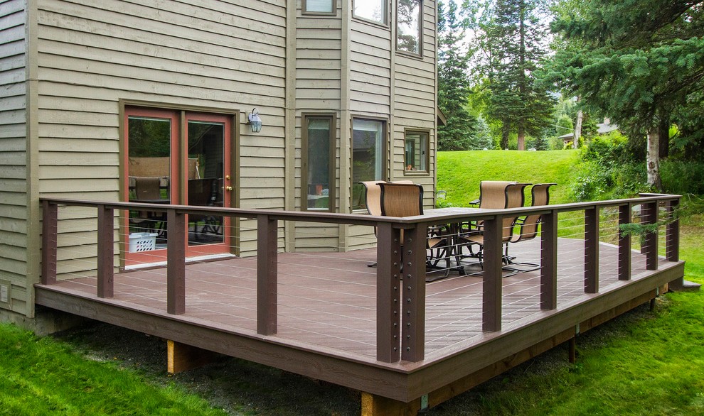 Trex Entry Walkway and Side Deck with Cable Rail - Contemporary - Deck ...