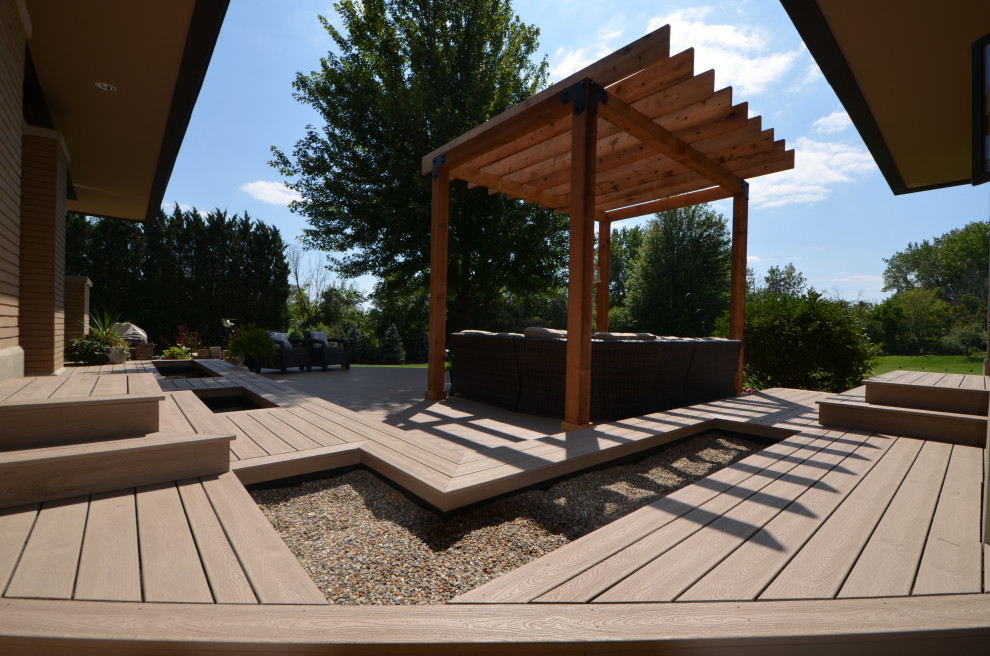 Trex Rope Swing Deck with Cedar Pergola and Custom Flower Beds ...