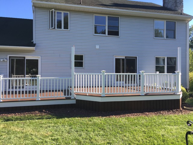 Trex Transcend decking, Picture frame, white trim, vinyl railings ...
