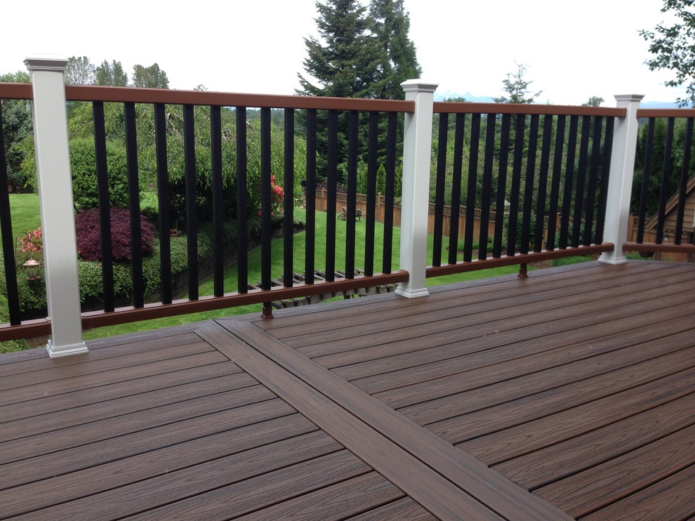Trex Transcend spiced rum deck with Trex composite posts. - Deck ...