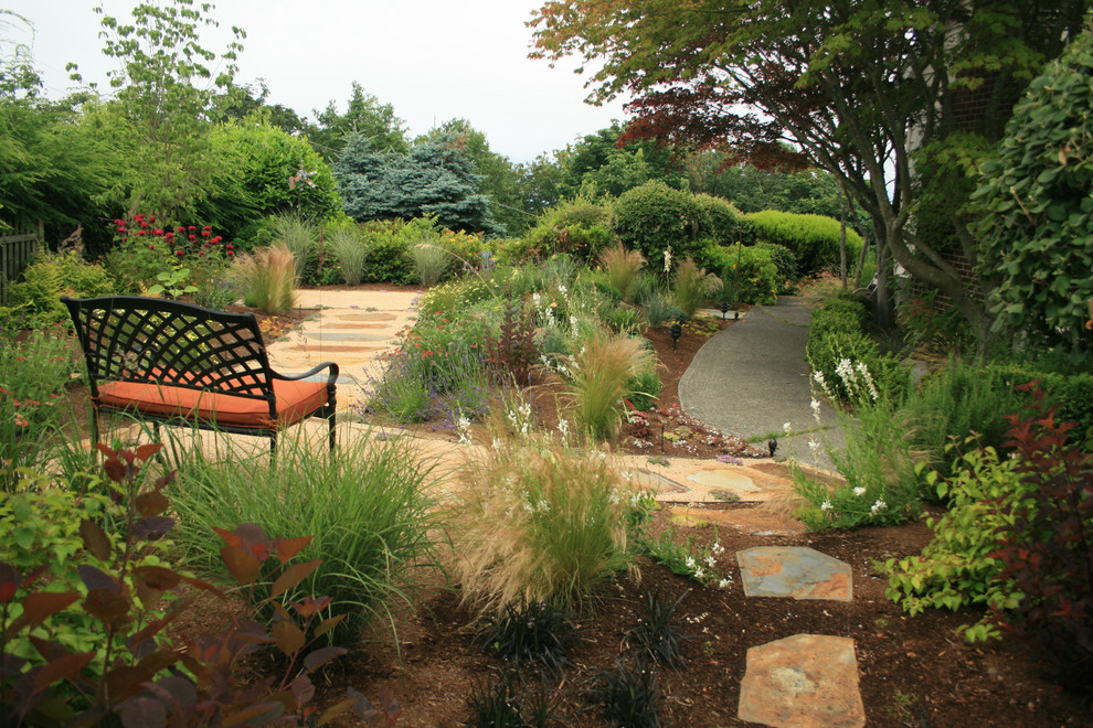 West Seattle Garden - Traditional - Deck - Seattle - by Banyon Tree ...