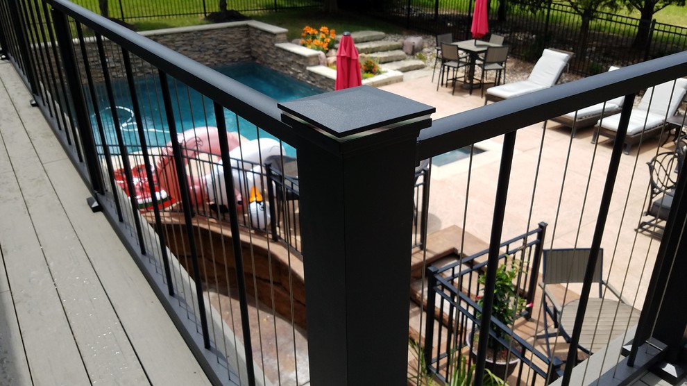 Westbury C80 VertiCable - Contemporary - Deck - Kansas City - by Deck ...
