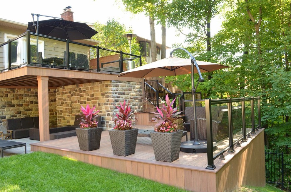 Wolf PVC decking - Contemporary - Deck - Toronto - by DeckDaVinci | Houzz