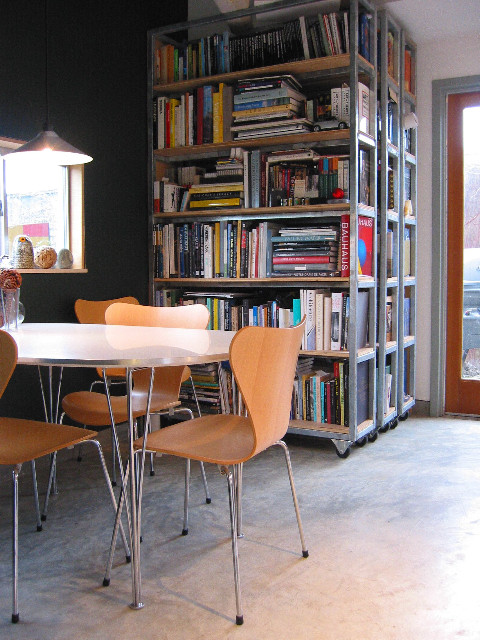 700 square foot House and Garden - Modern - Dining Room - Houston - by ...