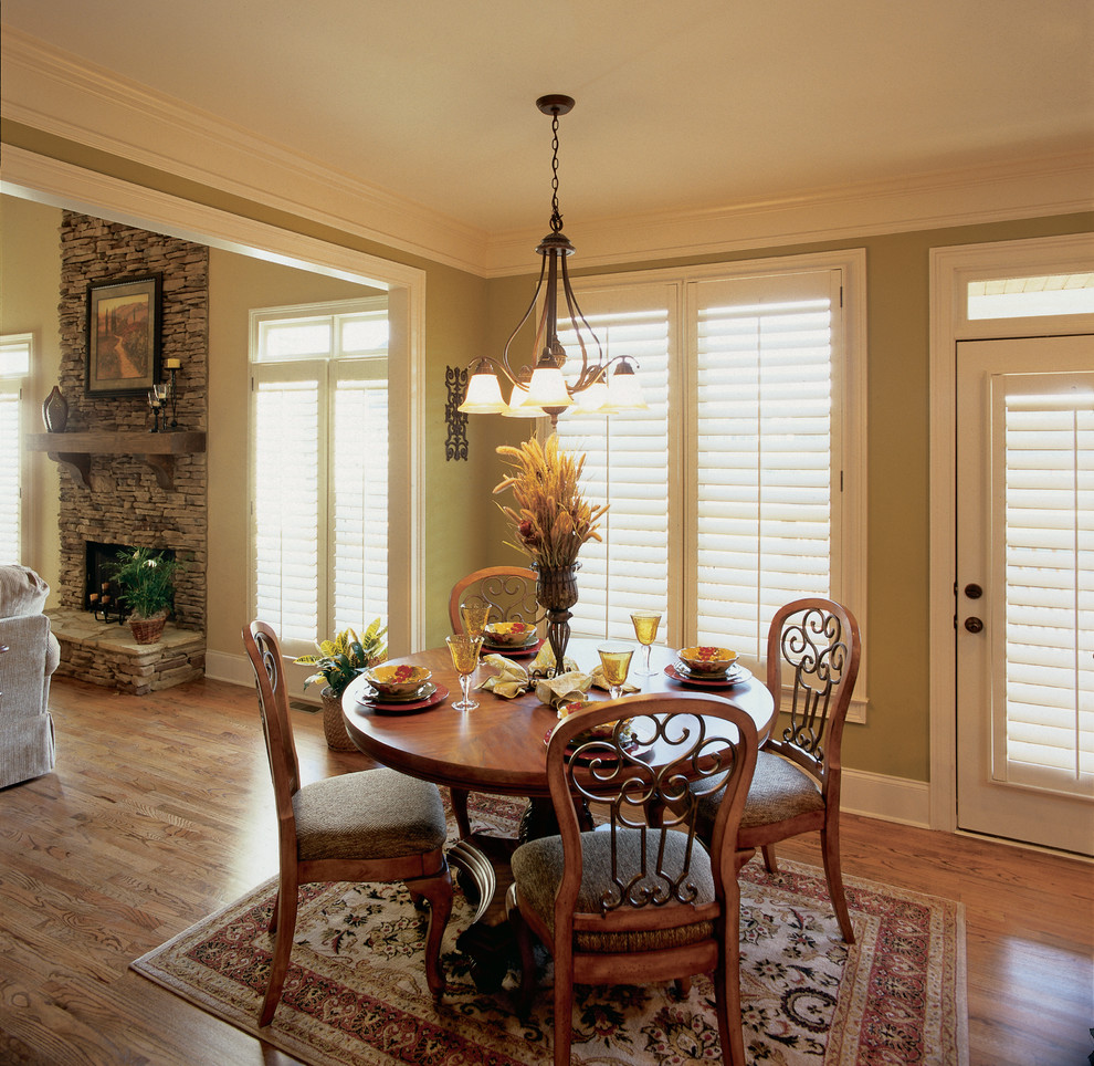Azalea Park - Traditional - Dining Room - Atlanta - by Frank Betz ...