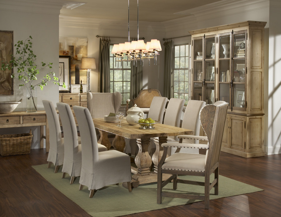 Barnwood Dining Room Design - Traditional - Dining Room - Austin - by ...