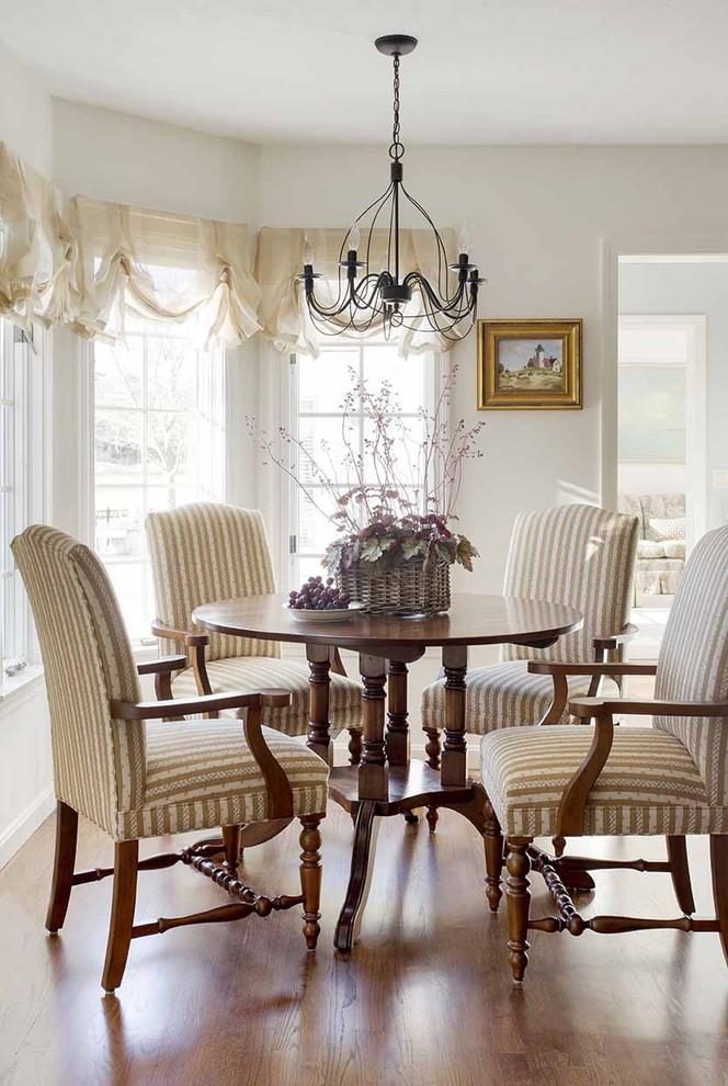 Cape Cod Renovation - Dining Room - Boston - by Jeanne Upton Interiors ...