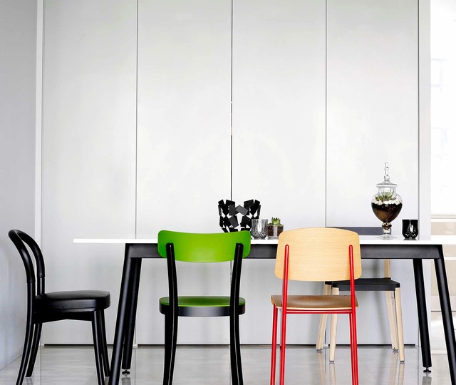 One Chair, 10 Homes: The Sleek Yet Fun Standard Chair