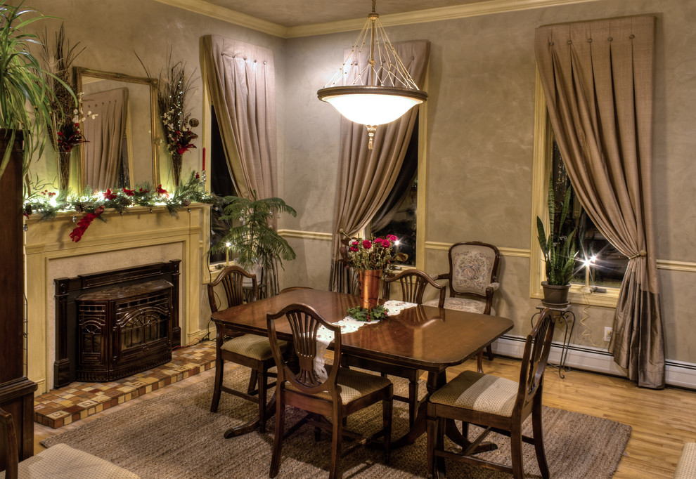 Classic Italian Dining Room - Classique - Salle à Manger - Philadelphie ...