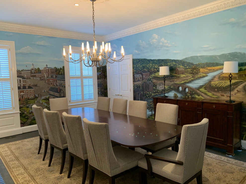 Colonial-Revolutionary Murals, hand painted throughout a dining room ...