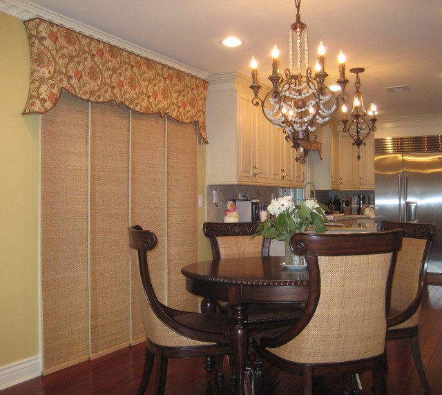 Cornices - Traditional - Dining Room - New York - by Trade Mart ...