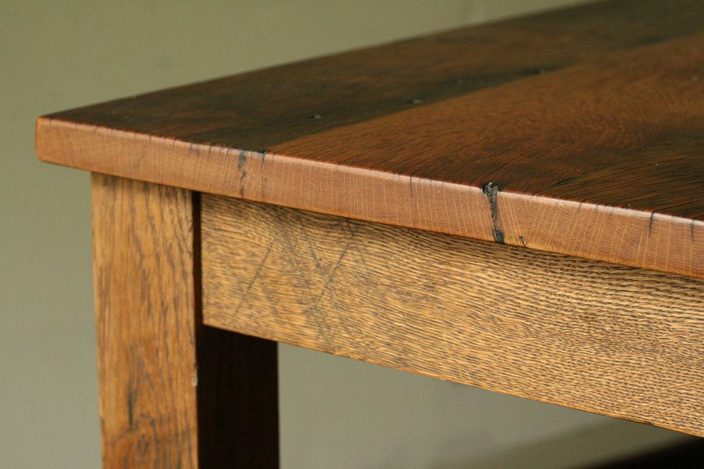 Detail of Tight Grained Reclaimed Oak on Table Top - Farmhouse - Dining ...