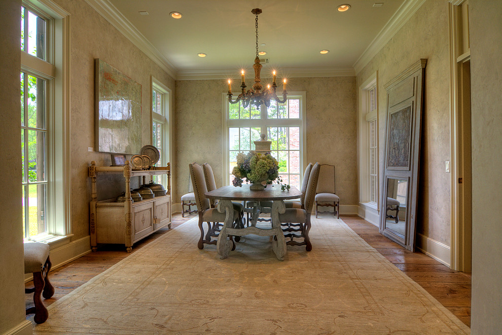 Dining Rom with Faux Plaster and Embedded Stencil Pattern - Modern ...