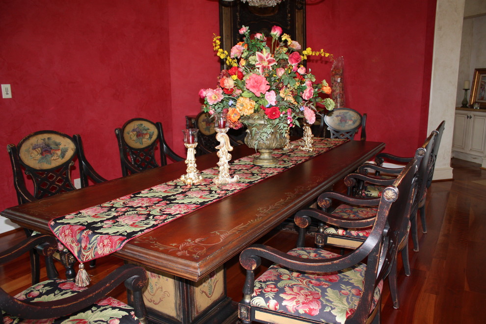Dramatic Raspberry Dining Room - Traditional - Dining Room - Charlotte ...