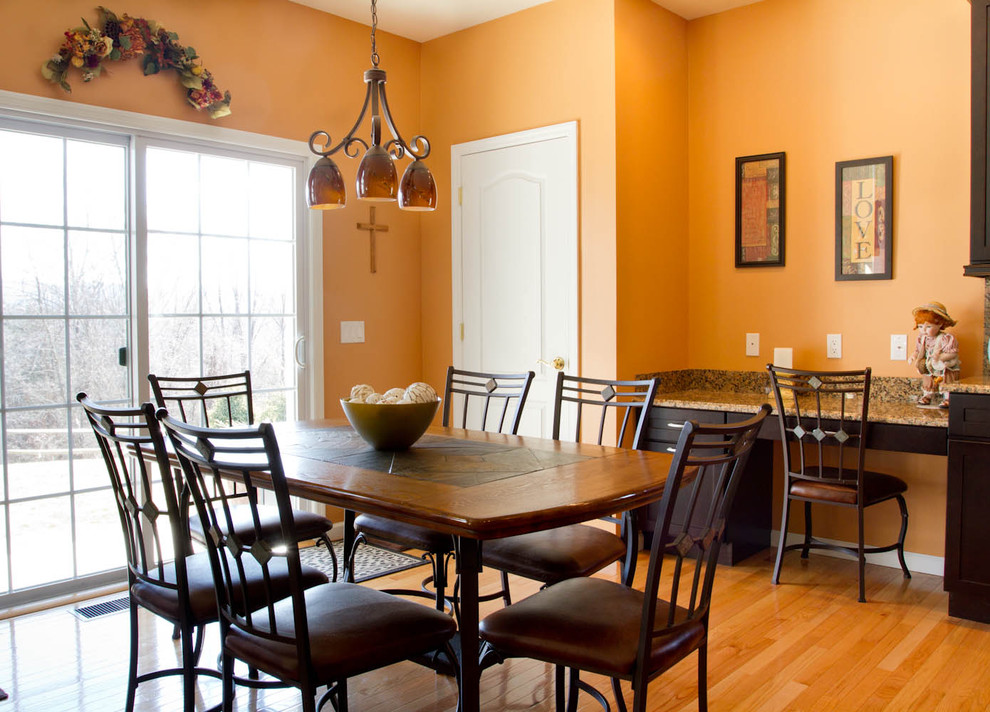 Eating area - Modern - Dining Room - New York - by Rikki Snyder | Houzz