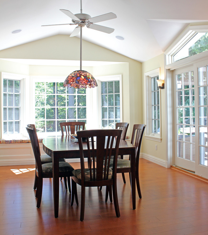 Family eating area - Traditional - Dining Room - New York - by Paul ...