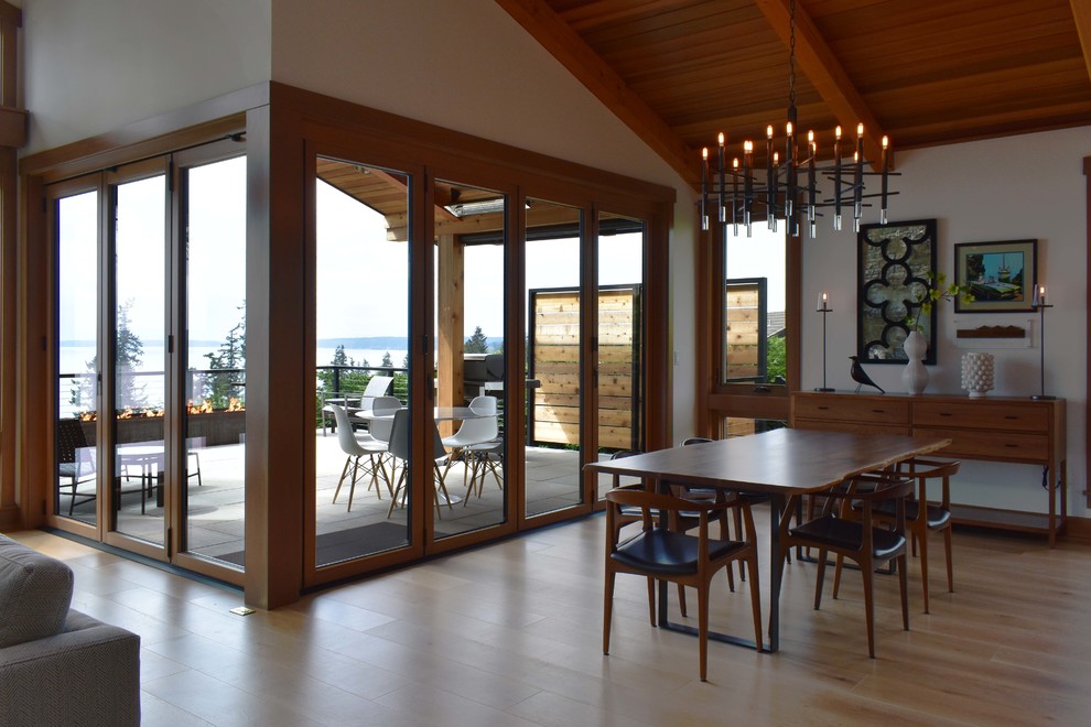 Henderson Bay House - Covered Deck and Dining Room - Midcentury ...