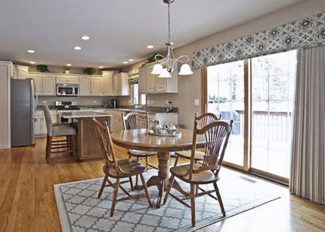 Kitchen Dining Room Valance and Panels - Salle à Manger - Chicago - par ...