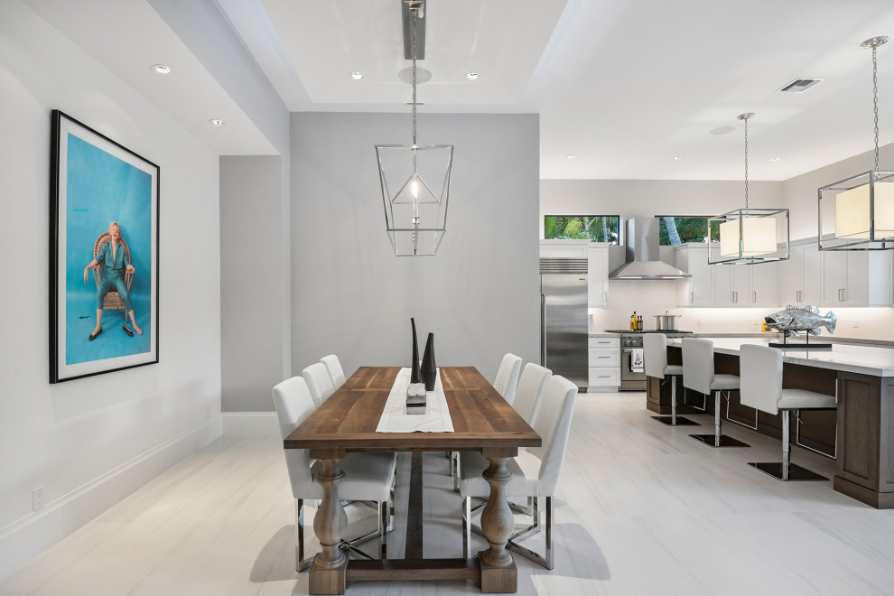 Modern Farm House Estate - Esszimmer - Miami - von Innovative Designs ...