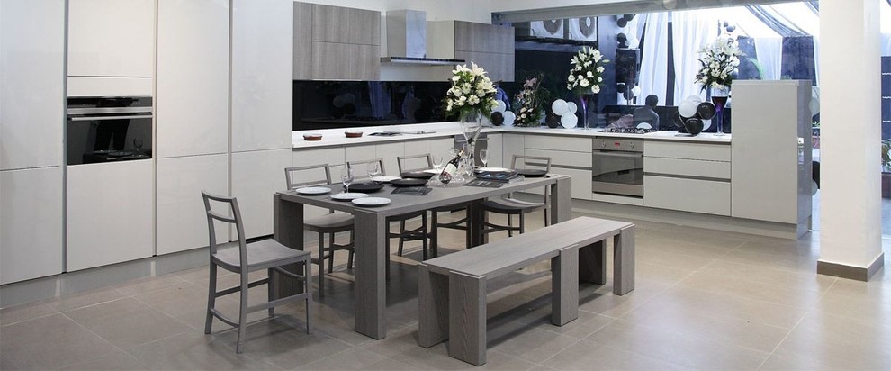 Modular Kitchen in Gurgaon - Contemporaneo - Sala da Pranzo - Delhi ...