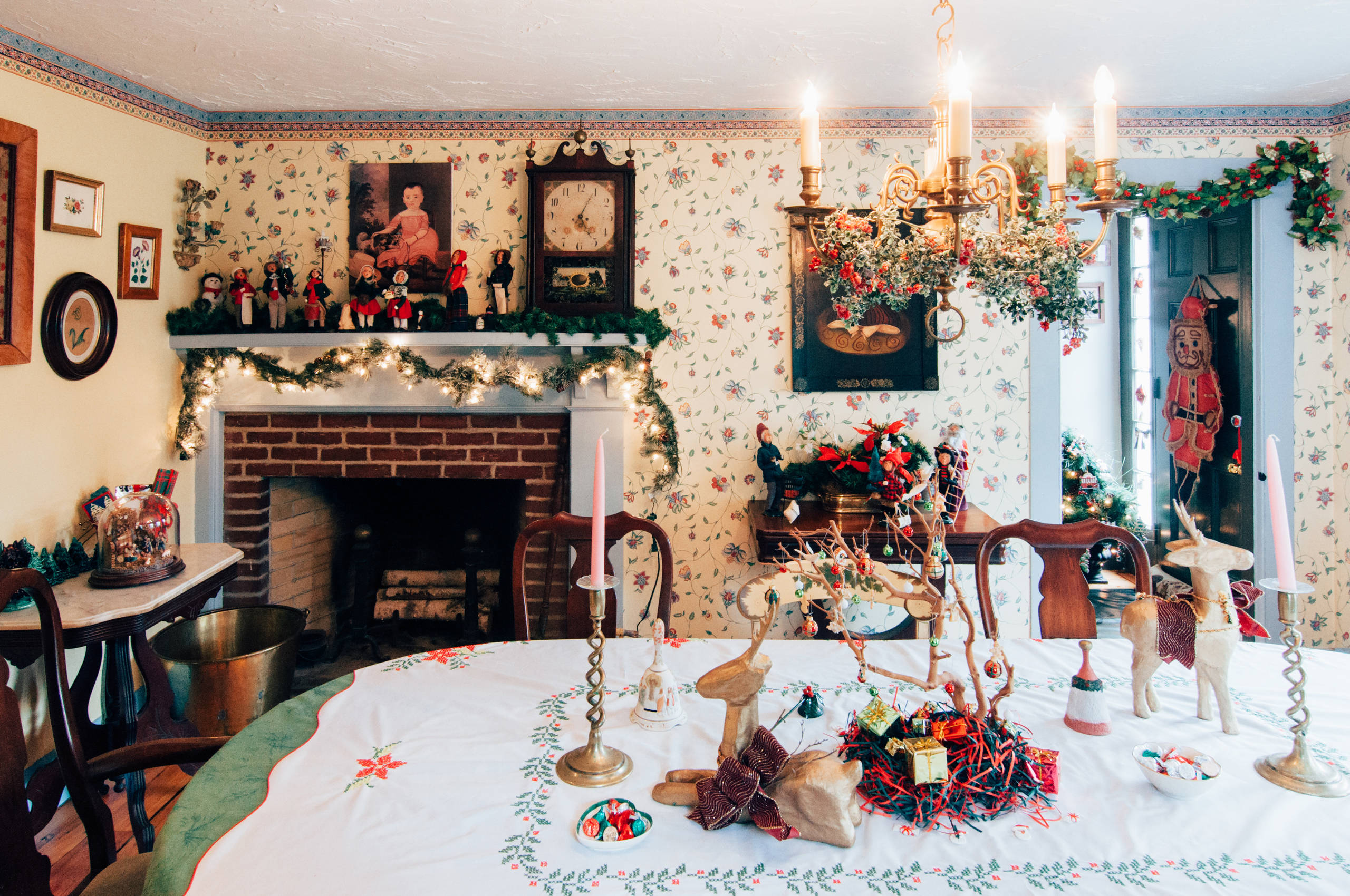 My Houzz: Traditional Christmas Charm in an Updated 1840s Home