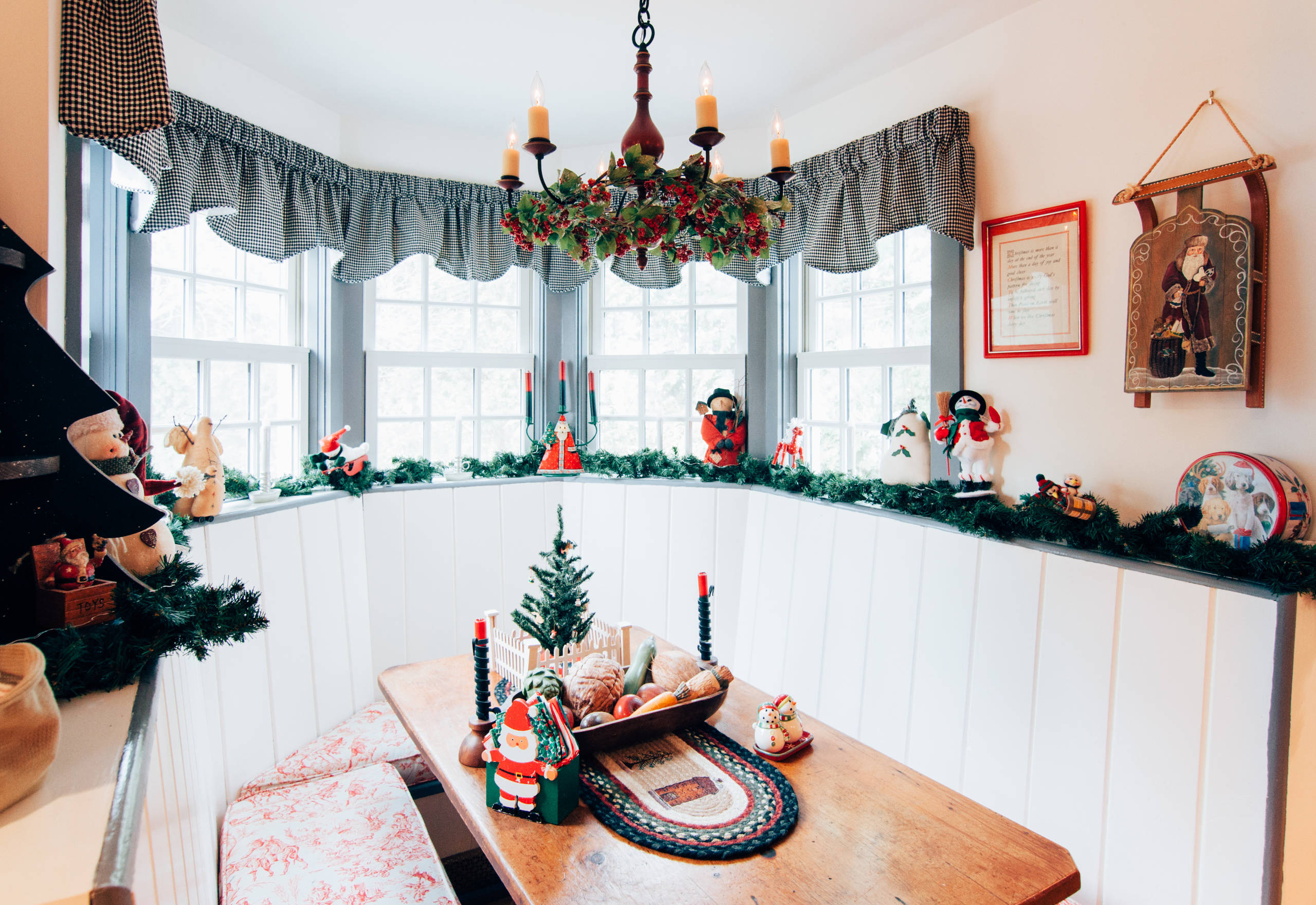My Houzz: Traditional Christmas Charm in an Updated 1840s Home
