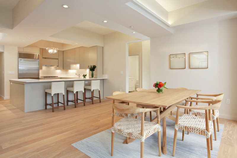 Oversized Dining and Chef's Kitchen in South End - Contemporary ...