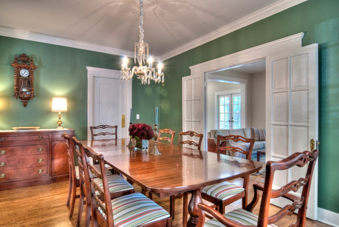 Warner Dr - Klassisch - Esszimmer - Los Angeles - von Sergio Schwark ...