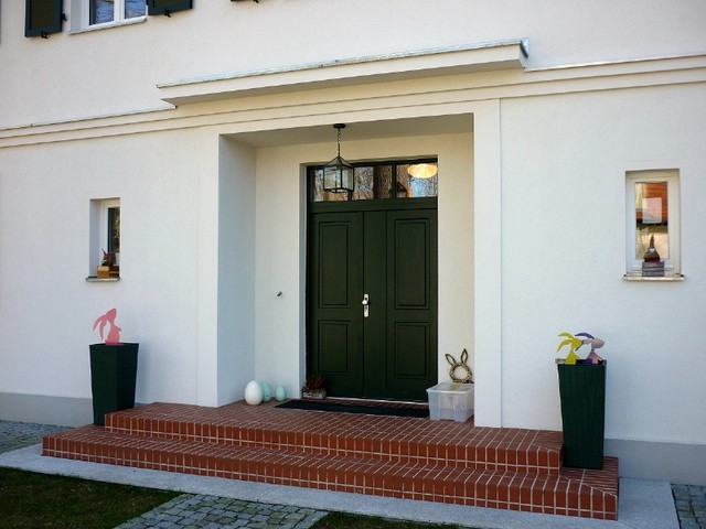 Neubau: Villa im Landhausstil der 30er Jahre - Klassisch - Eingang ...