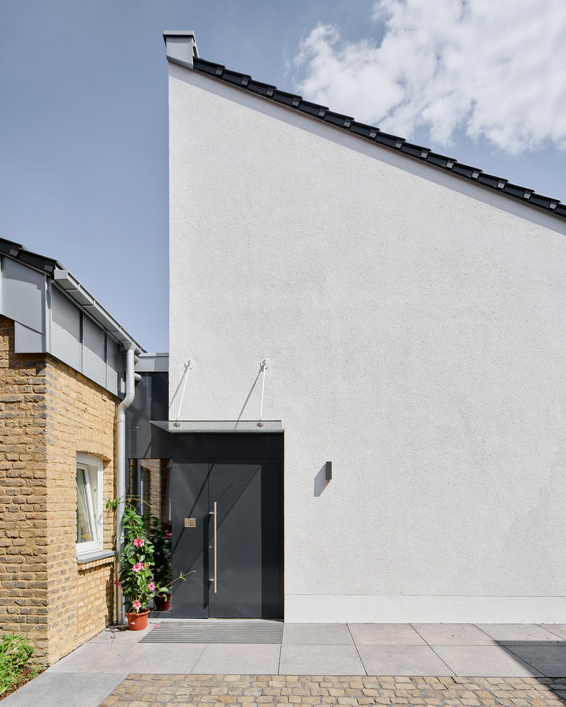 Umbau einer Winzer Scheune zum Wohnhaus - Contemporary - Entry ...