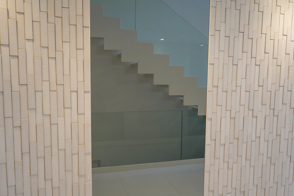Mattone (Apartamento Grupo Xiob) - Modern - Staircase - Other - by ...
