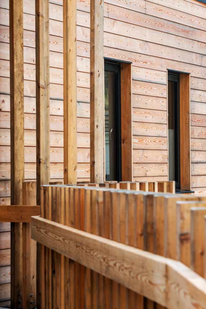 Beechwood - timber cladding detail - Coastal - Entrance - Devon - by VESP Architects | Houzz