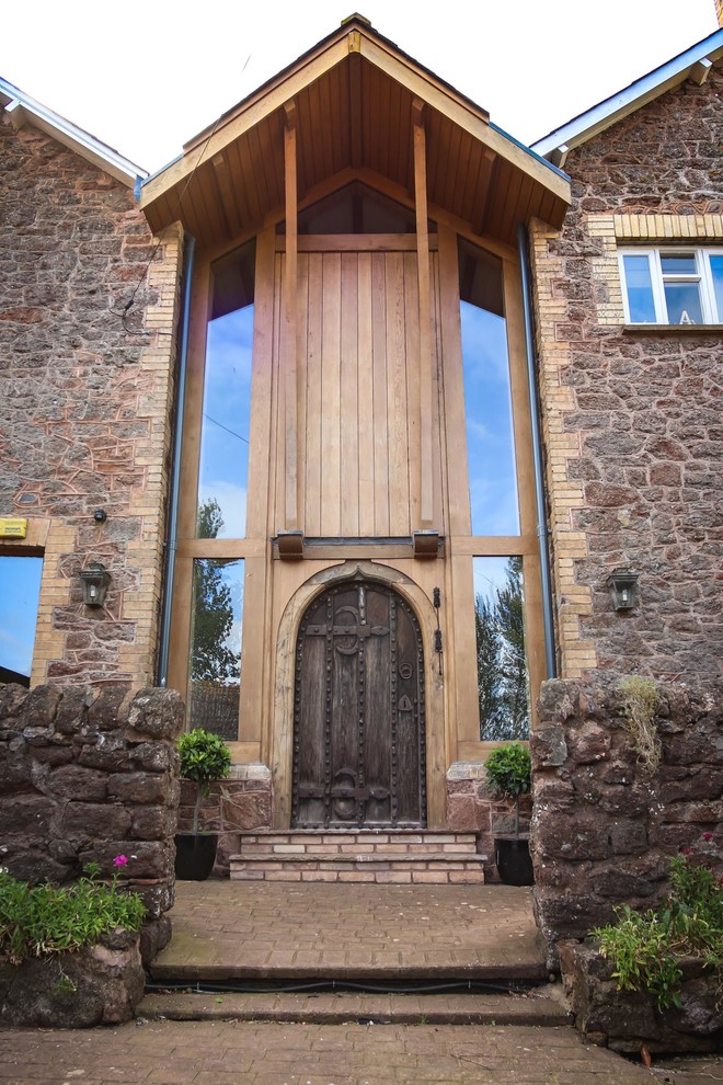 New Vaulted Green Oak Framed Entrance to Farmhouse - Clásico - Entrada ...