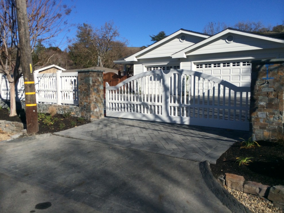 Driveway Brick Archway