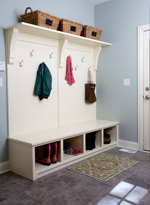 How to Design a Welcoming Entryway - YourAmazingPlaces.com