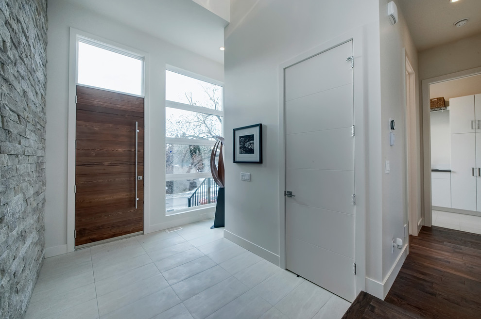 Baywest Urban Living- Stanley Park Calgary- Custom Home - Modern ...
