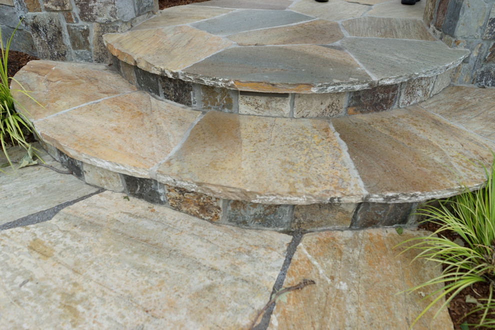 Bitterroot Veneer Wall and Carmel Gold Quartzite Flagstone - Modern ...
