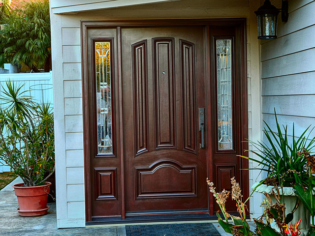 Classic Entry Door Design Ideas - Traditional - Entrance - Orange ...