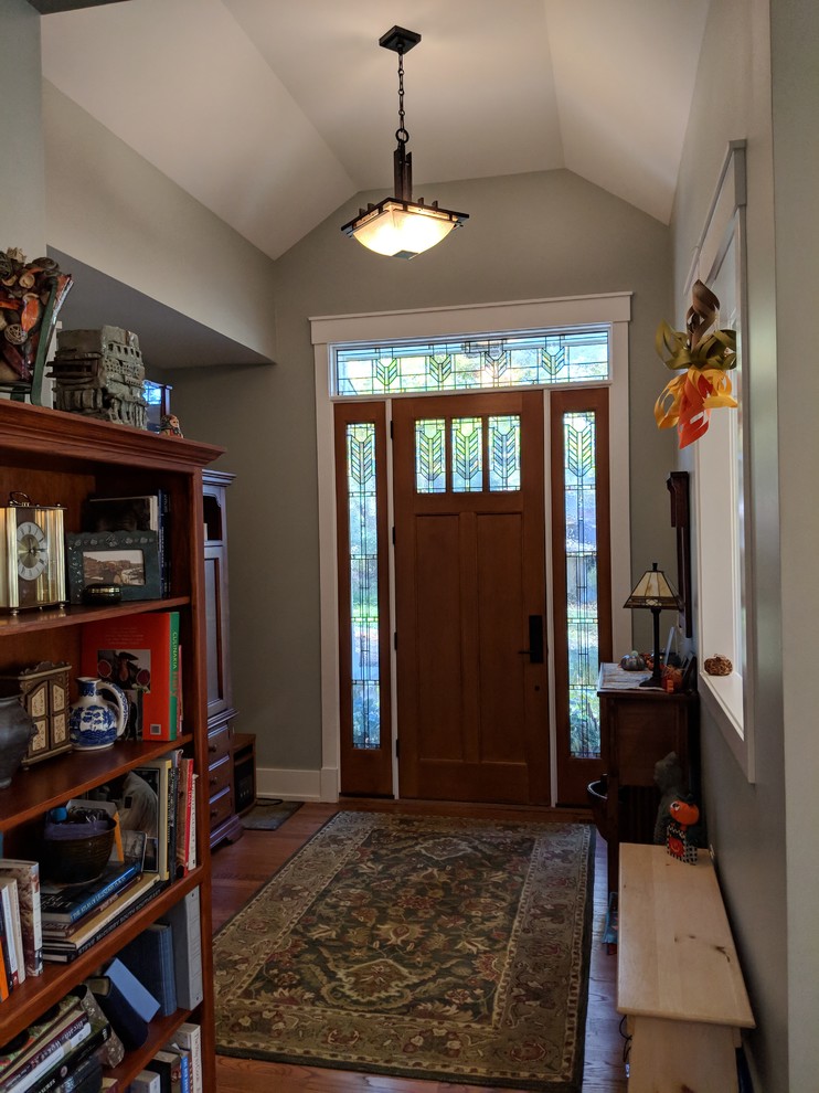 Craftsman Foyer - Craftsman - Entry - Chicago - by Meyer Design | Houzz