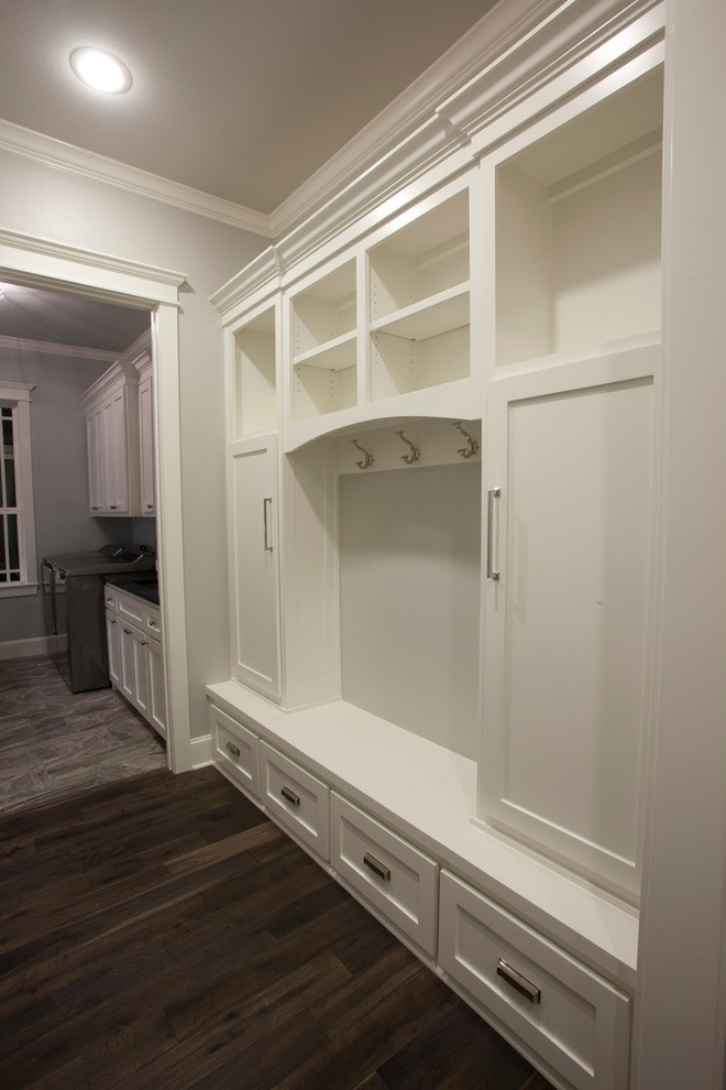 Craftsman - Craftsman - Entry - Austin - by Mike Pardue Homes, Inc. | Houzz